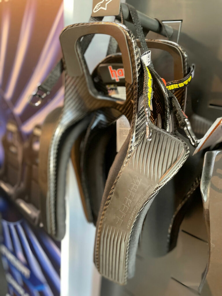 Pourquoi utiliser un système HANS en formule 1